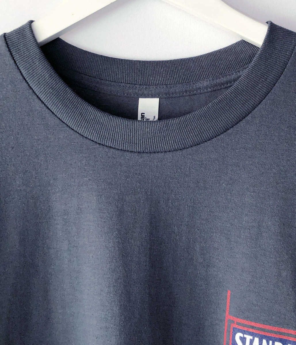 HIGH! STANDARD/STANDARD SERVICE SIGN SS TEE (CHARCOAL)