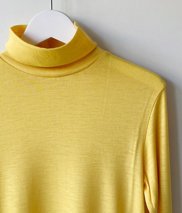 PHEENY/WOOL CIRCULAR RIB HIGH NECK(YELLOW)